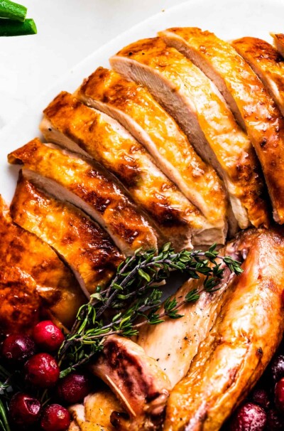Juicy Oven Roasted Turkey for Thanksgiving | Diethood