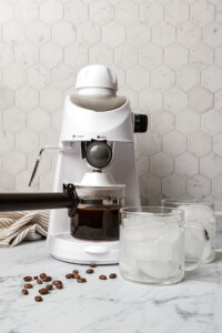 How to Make an Iced Americano | Diethood